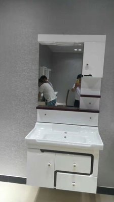 China Rectangle PVC Floating Bathroom Vanities LED Lamp Mirror Ceramic Basin 80cm supplier
