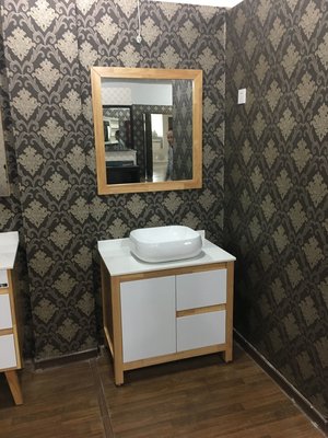 China Contemporary Square Sinks Bathroom Vanities With Mirror / 32 Inch White Bathroom Vanity supplier